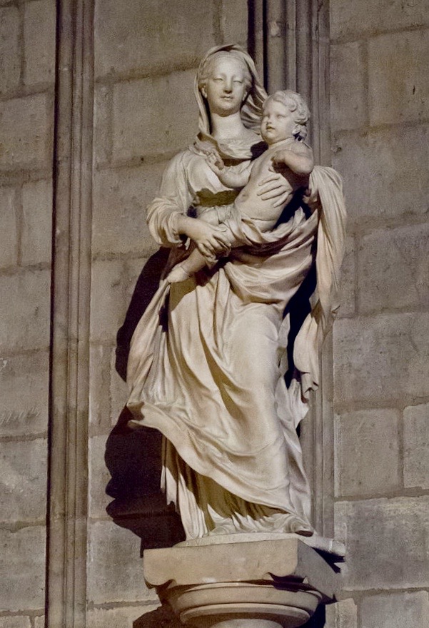 Travel Curious Often - Île de la Cité: Where Paris Begins